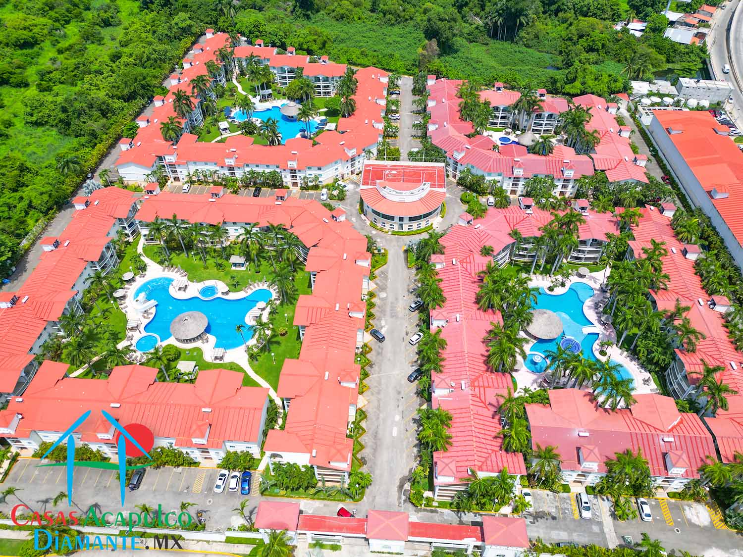 Playa Diamante - Diamante Lakes