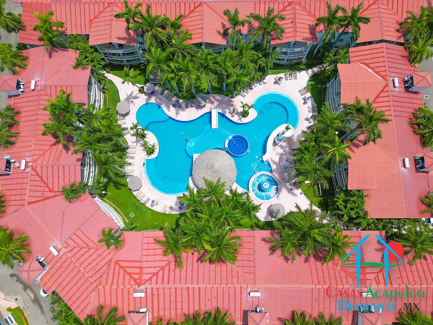 Playa Diamante - Diamante Lakes